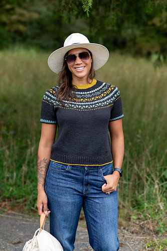 Ravelry: Retreat Tee pattern by Tif Neilan