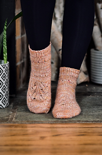 Ravelry: Intwined House Sock pattern by Tif Neilan