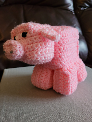 Ravelry: Minecraft Pig pattern by Jess Jones