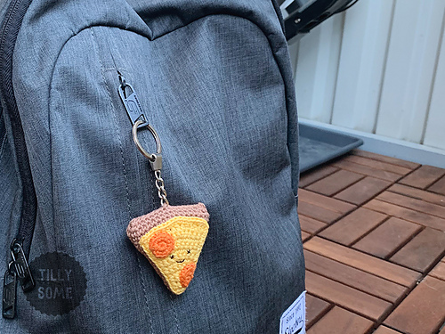 Ravelry: Pizza Slice Keychain pattern by Natalya Birina