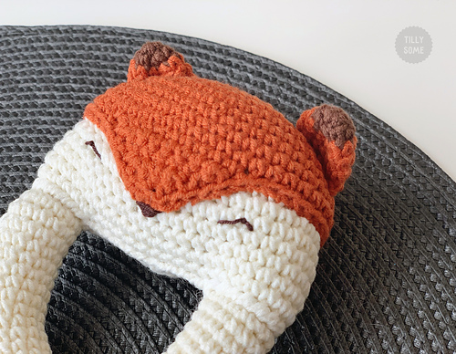 Ravelry: Fox Baby Rattle pattern by Natalya Birina