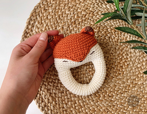 Ravelry: Fox Baby Rattle pattern by Natalya Birina