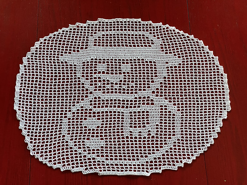 Ravelry: Snowman Doily pattern by Raine Eimre