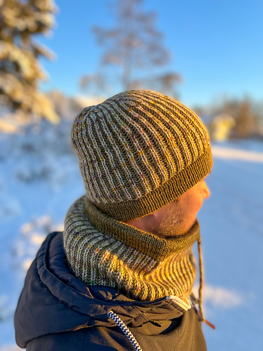 Ravelry: Tollow Hat pattern by Jonatan Tollow