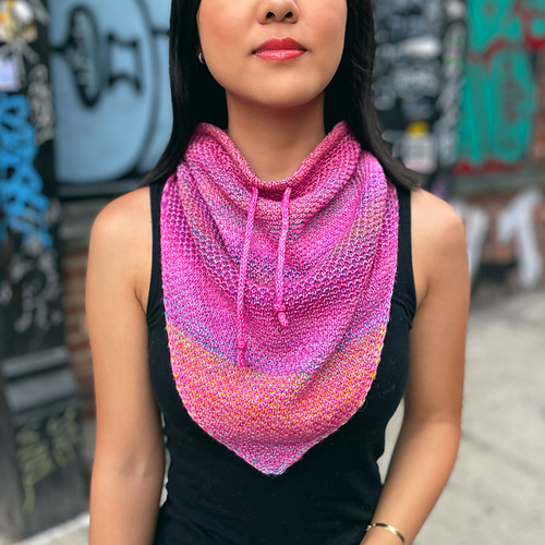 Ravelry: Curiosity Cowl pattern by Tori Yu