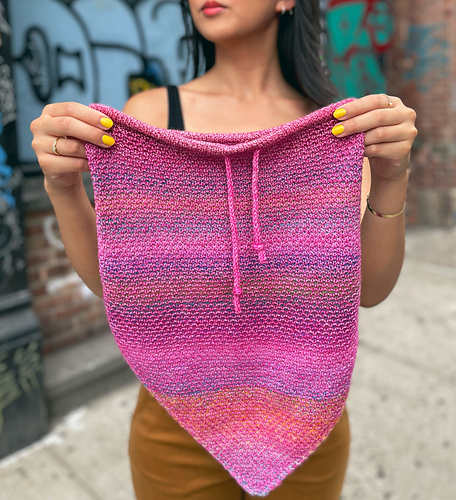 Ravelry: Curiosity Cowl pattern by Tori Yu