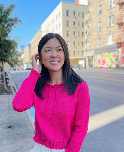 Ravelry: Downtown Hoodie pattern by Tori Yu