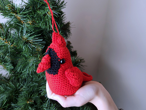 Ravelry: Red Cardinal bird pattern by Tory Pace