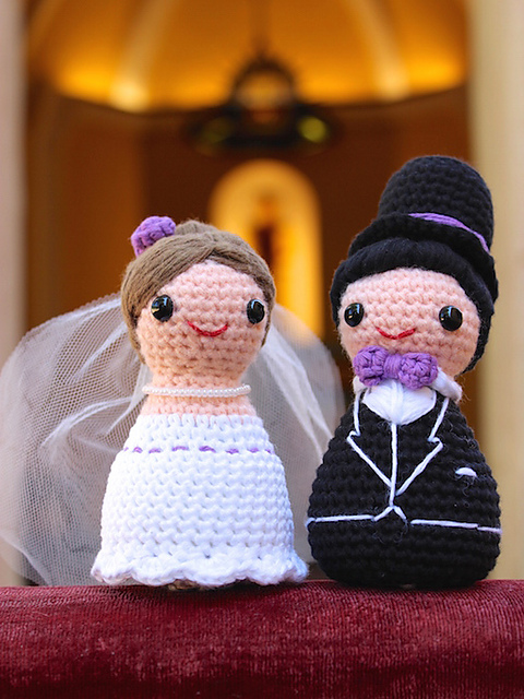 Ravelry: Happy Bride and Groom - wedding amigurumi pattern by Tremendu