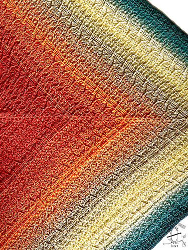 Ravelry: Simona Shawl pattern by Jacek TresowaneSzydelko