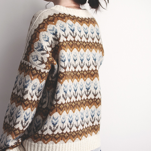 Ravelry: Iris pattern by Trin-Annelie