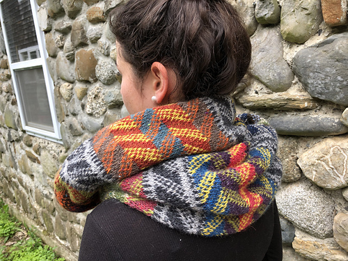 Ravelry: Na Séasúir pattern by Mary O'Shea