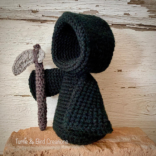 Ravelry: Little Grim Reaper pattern by Toni Davenport