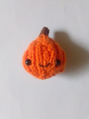 Ravelry: Pumpkin Postcard pattern by TwinsDesign