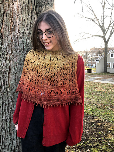 Ravelry: Kanturk Capelet pattern by Meg Campbell - Crawley