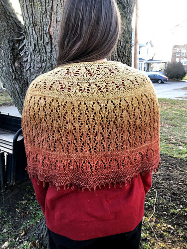 Ravelry: Kanturk Capelet pattern by Meg Campbell - Crawley