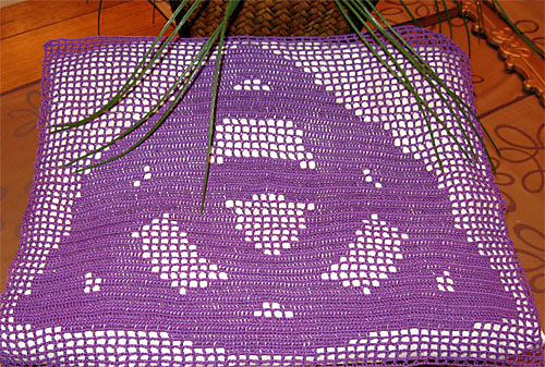 Ravelry: Filet Crochet Celtic Trinity Knot pattern by Patricia Bishop