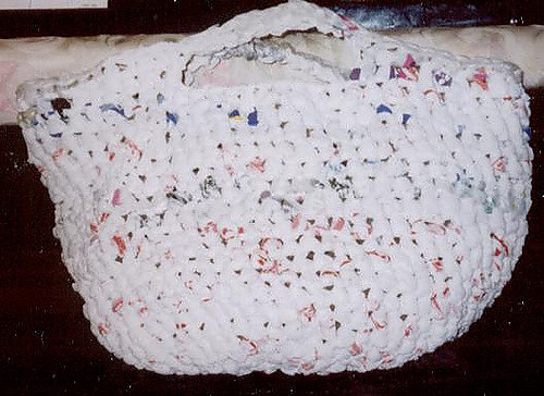 Ravelry: Round Plastic Bag Tote pattern by Marlo D. Cairns