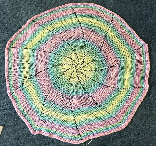 Ravelry: Pinwheel Baby Blanket pattern by Rabecca Ladd