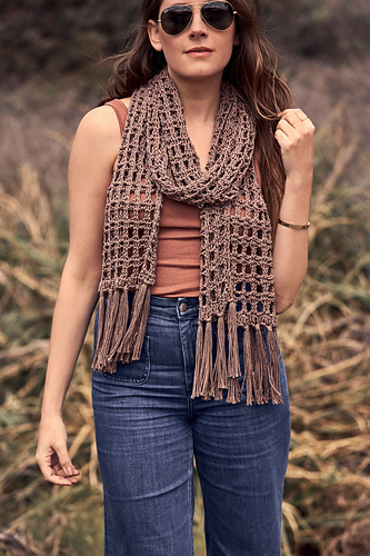 Ravelry: Ranger Fringe Scarf pattern by Alexandra Tavel