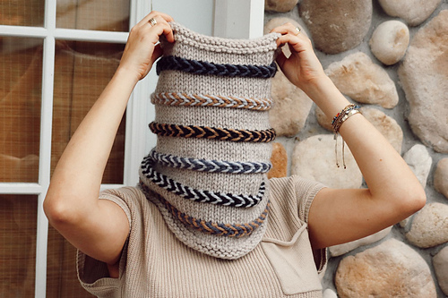 Ravelry: Tango Braided Cowl pattern by Alexandra Tavel