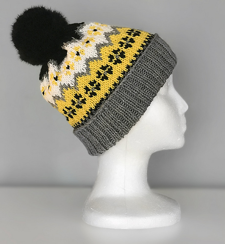 Ravelry: Winter solstice Hat pattern by EVVASH