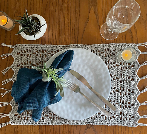 Ravelry: Sage Table Decor pattern by Tzigns