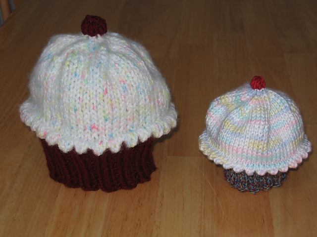 Ravelry: Yummy Cupcake Hat pattern by Mama Aurica
