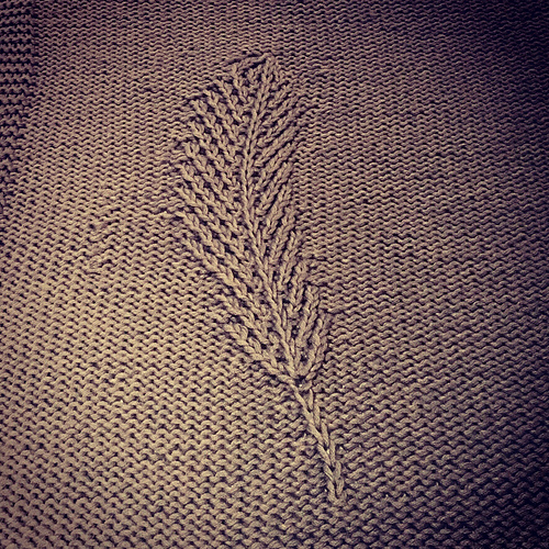 Ravelry: Feather Throw pattern by Faye Kennington