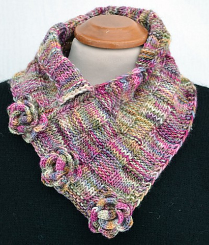Ravelry: Checkered wrap-around scarf/Rutig omlottkrage pattern by Karin ...
