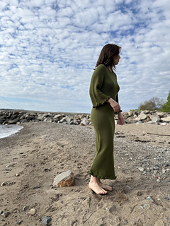 Ravelry: Oyster Dress pattern by maria isaeva