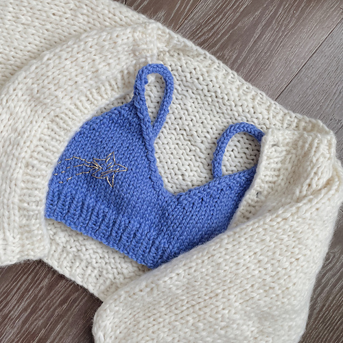 Knitted bralette! : r/knitting