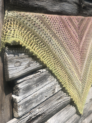 Ravelry: Châle Khâla. pattern by Stéphanie Jefford