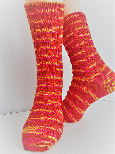 Ravelry: Broken Ribs pattern by ND Wolfhammer