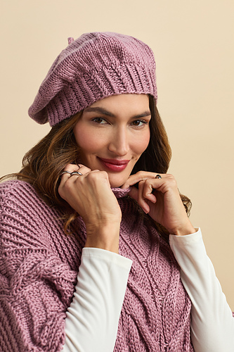Ravelry: Moulin Beret pattern by Universal Yarn