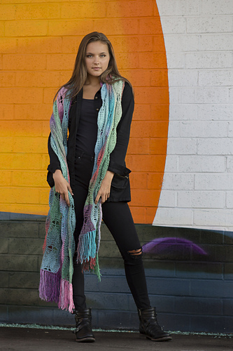 Ravelry: Leaf Link Scarf pattern by Amy Gunderson