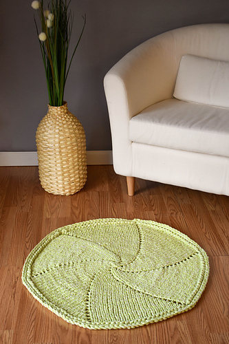 Ravelry: Spiral Rug pattern by Universal Yarn
