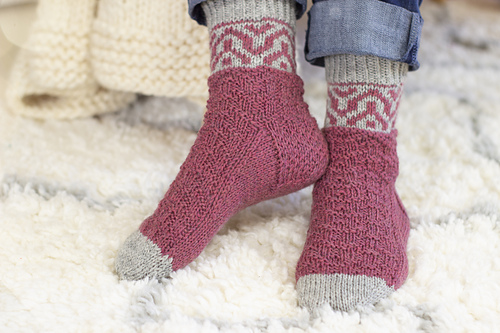 Ravelry: Chimney Socks pattern by Rachel Brockman
