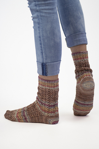 Ravelry: Forager Socks pattern by Rachel Brockman