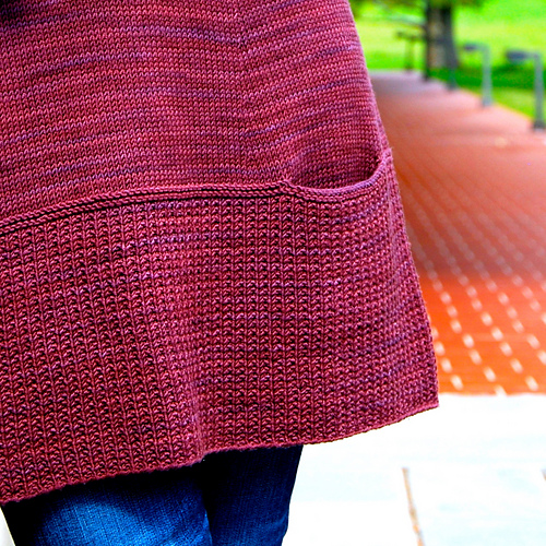 Ravelry: modern tunic pattern by Lori Versaci