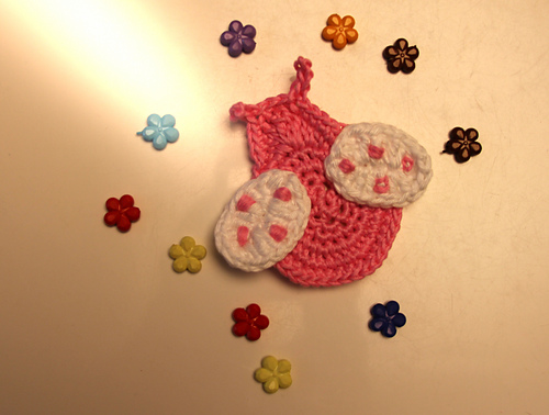 Ravelry: Pink Bug pattern by Veronika Lammer