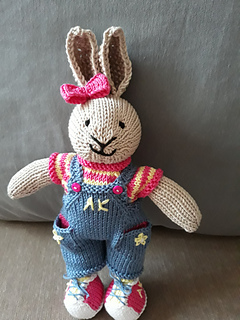 Ravelry: Valerie321's Girlie dungarees