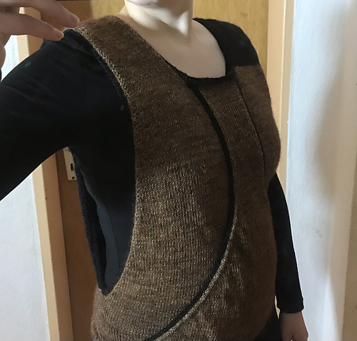 Ravelry: KAWA Sweater pattern by Beatrice Mase