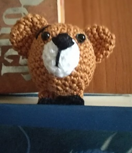 Ravelry: Cinnamon Bear bookmark pattern by Andrea Vass