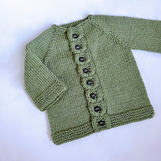 Ravelry: Unisex baby cardigan pattern by VknitB