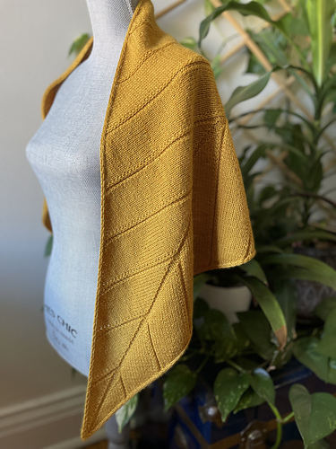 Ravelry: Fallen pattern by Kyle Vey