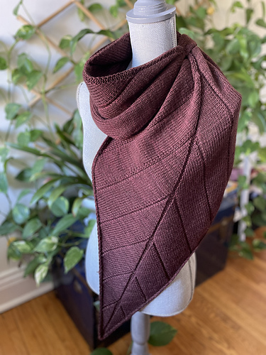 Ravelry: Fallen pattern by Kyle Vey