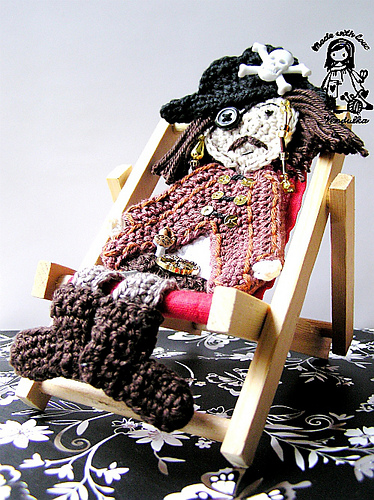 Ravelry: Pirate captain pattern by Vendula Maderska