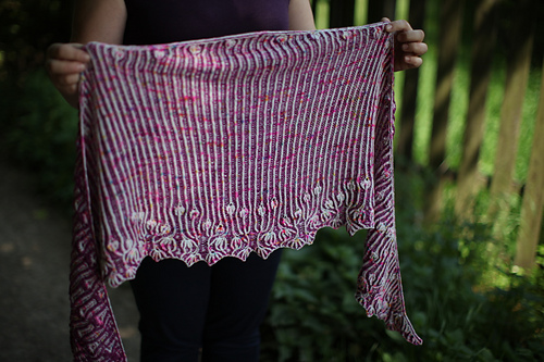 Ravelry: Rebel pattern by Lesley Anne Robinson