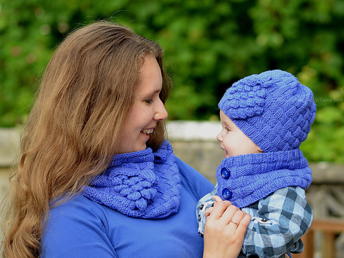 Ravelry: Grapevine Hat and Scarf pattern by Tatsiana Matsiuk